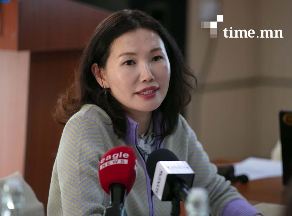 М.Ундрам: Судалгаанд хамрагдсан хүүхдүүдийн 43 хувь нь 14 нас хүрэхээсээ өмнө согтууруулах ундаа ...