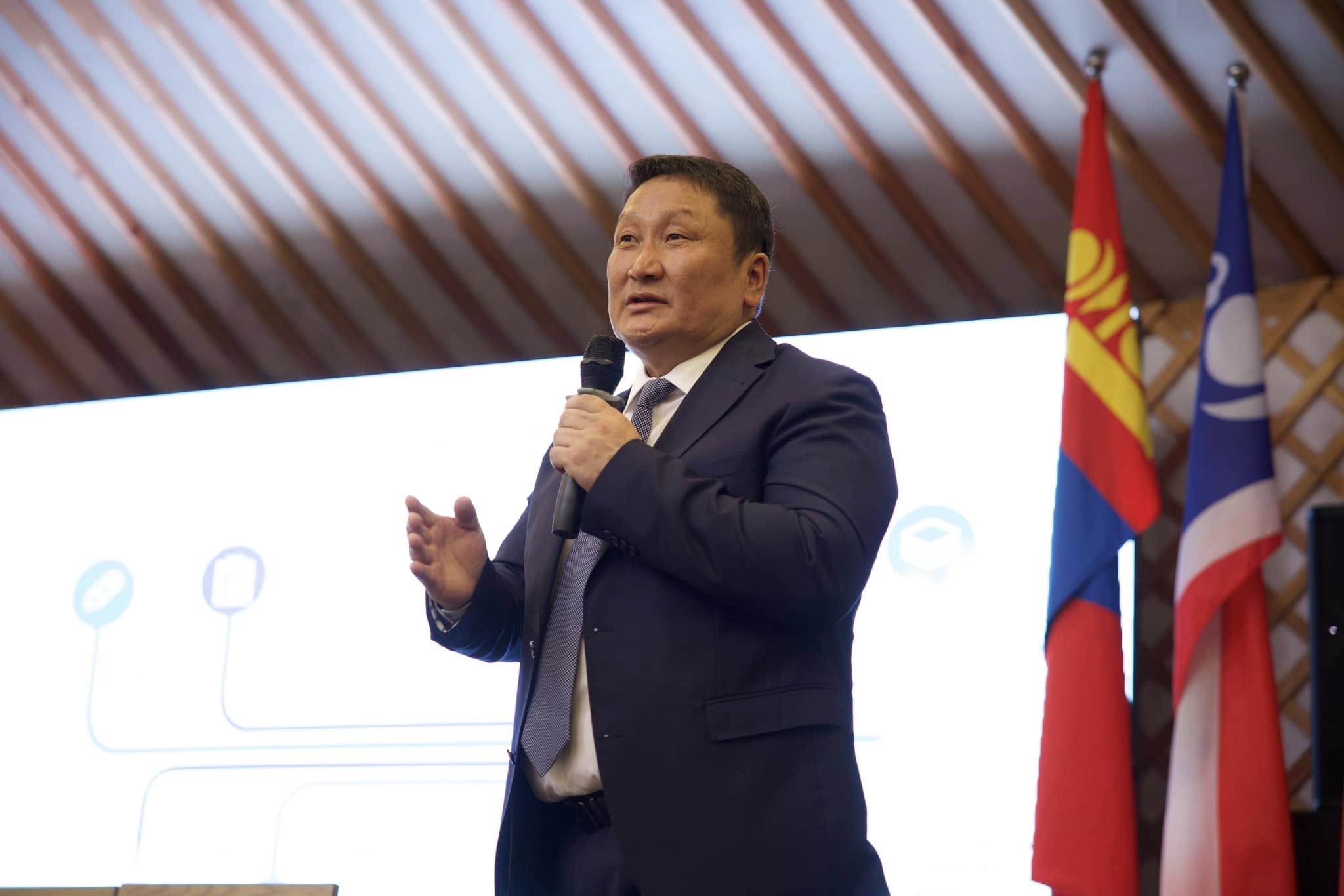 Ардчилсан намын улстөрийн зөвлөл хуралдлаа