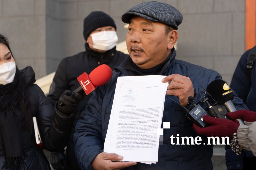 Х Баттулгын өмгөөлөгч Д Пүрэвбаатар ЗГХЭГ ын дарга Н Учрал УИХ ын гишүүн Г Дамдинням нарыг